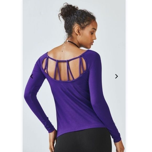 Fabletics | Tops | Nwt Fabletics Julene Ls Gym Workout Tee W Back ...
